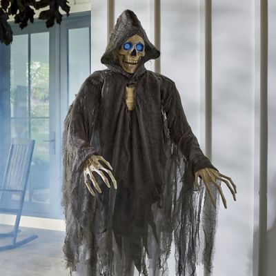 Hanging Reaper with Animated Eyes | Grandin Road