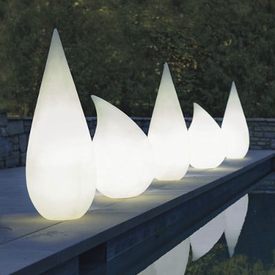 Outdoor Illuminated Sculpture | Grandin Road