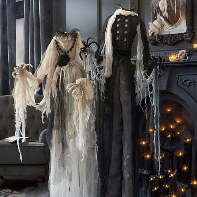 Deluxe Headless Couple Display | Grandin Road