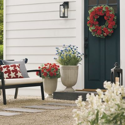 Reese Pedestal Planters | Grandin Road
