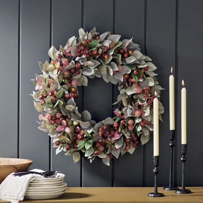 Leafy Rosehip Wreath, 26" | Grandin Road