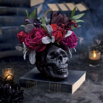 Darksome Gothic Arrangement | Grandin Road