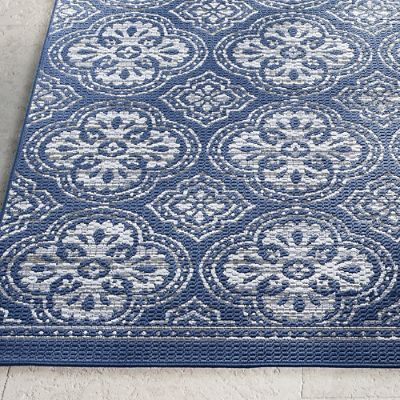 Avalon Medallion Outdoor Rug | Grandin Road