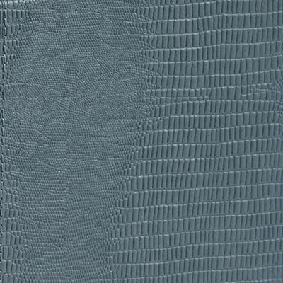 Piped Storage Totes | Grandin Road